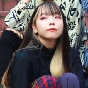 yuzu／ベーシスト – アーティスト情報 – ガールズバンド大図鑑